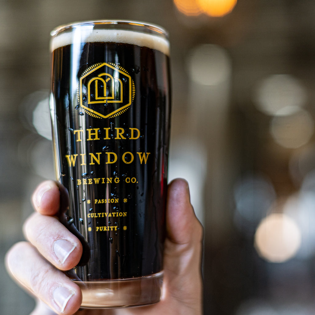 Glass, Pint (branded) – Third Window Brewing Company
